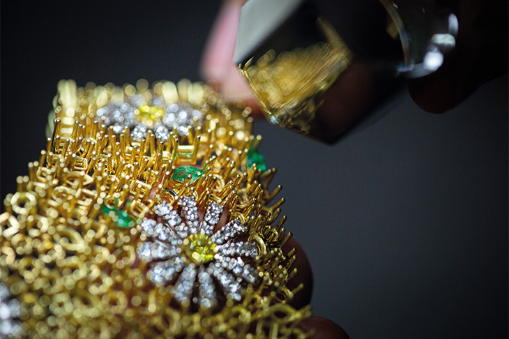 DAMIANI百年慶典創世系列 Margherita瑪格麗特雛菊沙漠花園高級珠寶神祕錶 華麗入圍2024日內瓦鐘錶大賞 - 城邦國際名表